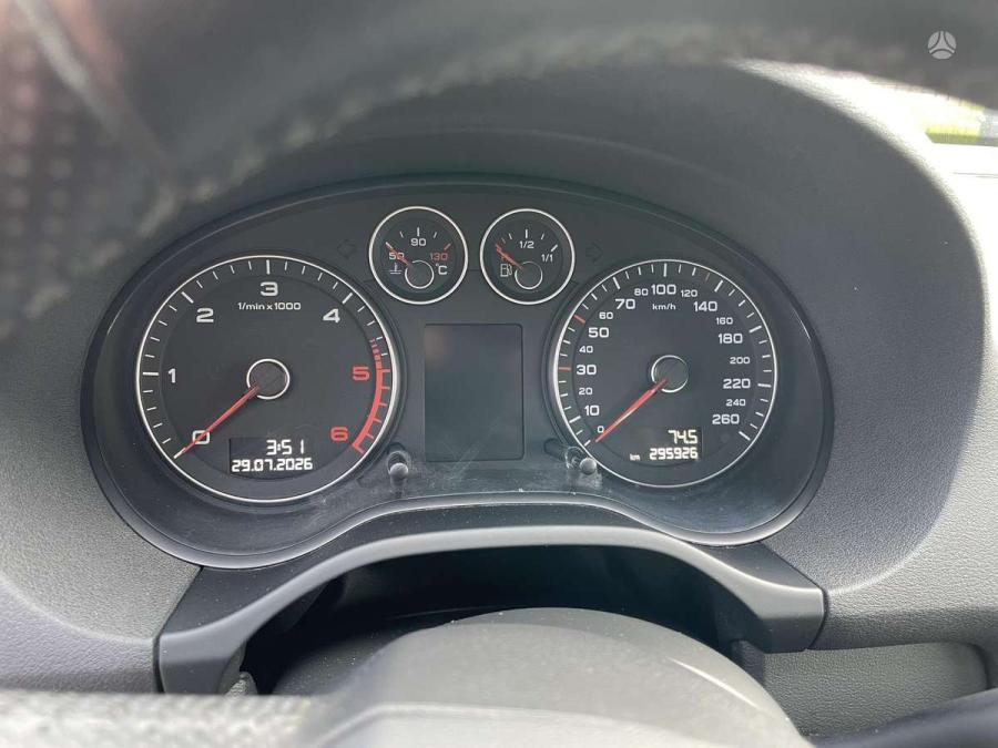 Grey Audi A3 2008 in Kaunas, with an engine capacity of 1.97 L and mileage of 296 thousand km for 2850 €, photo 8 on AUTOMOTO.COM.LV