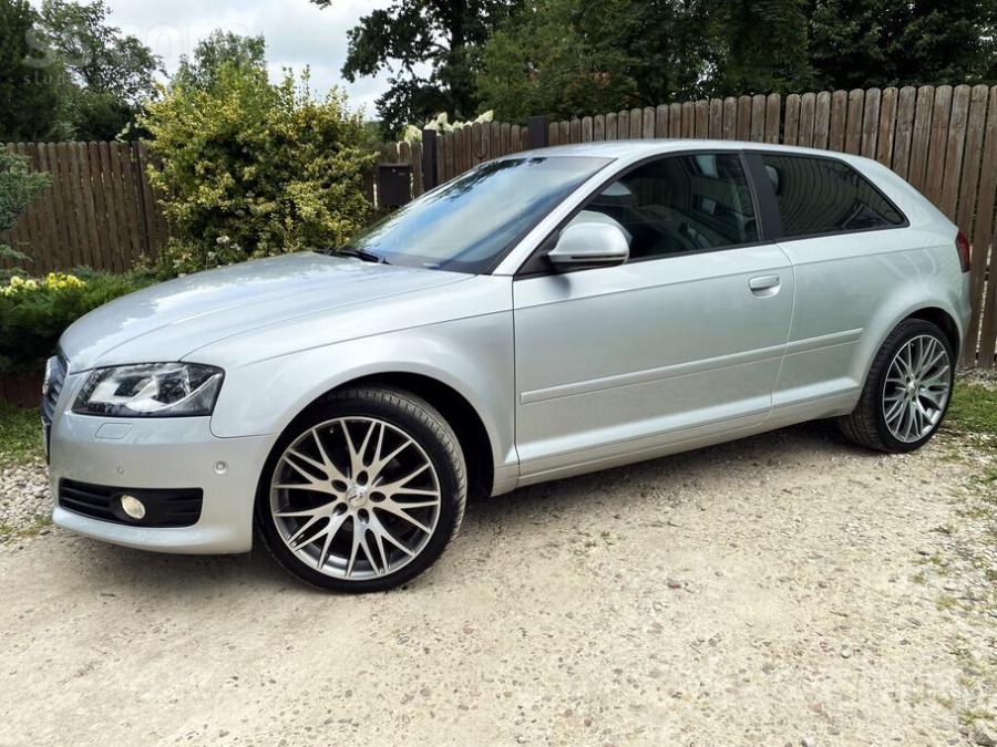 Grey Audi A3 2009 in Riga, with an engine capacity of 2.00 L and mileage of 258 thousand km for 5200 €, photo 2 on AUTOMOTO.COM.LV