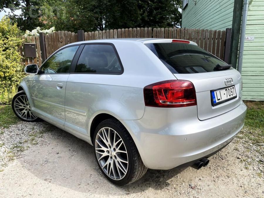 Grey Audi A3 2009 in Riga, with an engine capacity of 2.00 L and mileage of 258 thousand km for 5200 €, photo 6 on AUTOMOTO.COM.LV