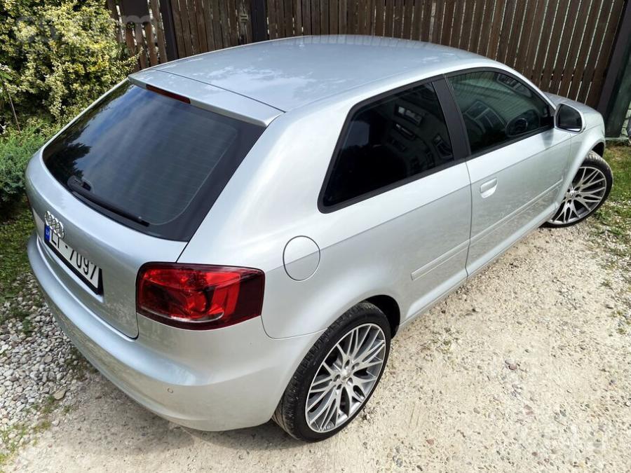 Grey Audi A3 2009 in Riga, with an engine capacity of 2.00 L and mileage of 258 thousand km for 5200 €, photo 9 on AUTOMOTO.COM.LV