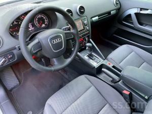 Grey Audi A3 2009 in Riga, with an engine capacity of 2.00 L and mileage of 258 thousand km for 5200 €, photo 10 on AUTOMOTO.COM.LV