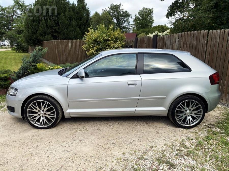 Grey Audi A3 2009 in Riga, with an engine capacity of 2.00 L and mileage of 258 thousand km for 5200 €, photo 27 on AUTOMOTO.COM.LV