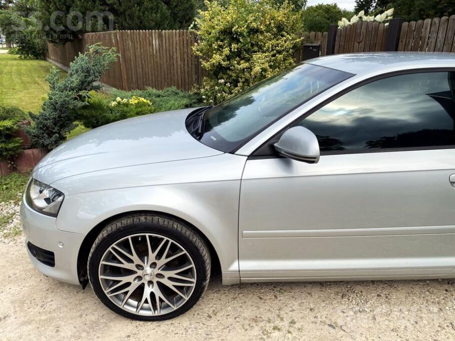 Grey Audi A3 2009 in Riga, with an engine capacity of 2.00 L and mileage of 258 thousand km for 5200 €, photo 29 on AUTOMOTO.COM.LV