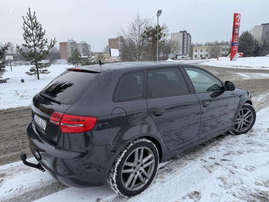 Grey Audi A3 2009 in Kaunas, with an engine capacity of 1.90 L and mileage of 307 thousand km for 3950 €, photo 4 on AUTOMOTO.COM.LV