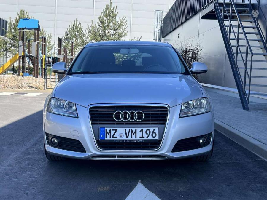 Grey Audi A3 2009 in Kaunas, with an engine capacity of 1.80 L and mileage of 215 thousand km for 3950 €, photo 1 on AUTOMOTO.COM.LV