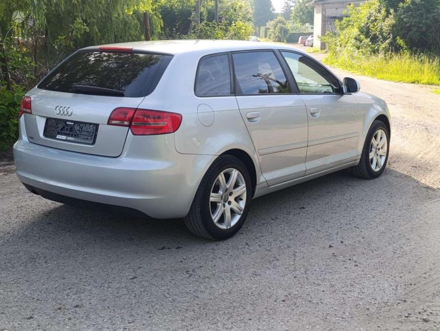 Pelēks Audi A3 2009 Kretinga, ar dzinēja tilpumu 1.60 L un nobraukumu 293 tūkst. km par 3999 €, foto 4 vietnē AUTOMOTO.COM.LV