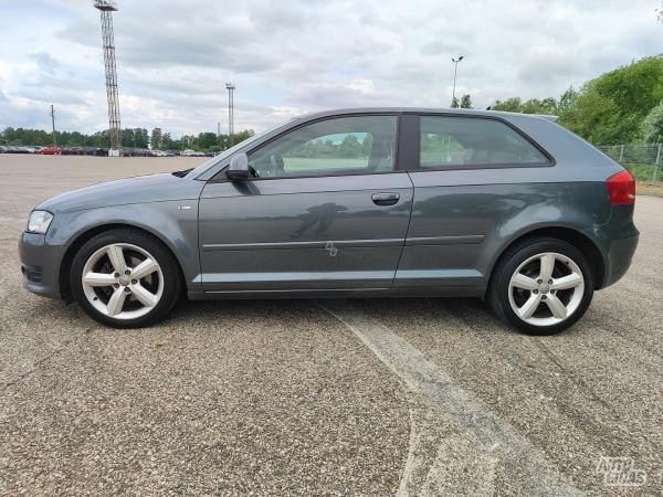 Pelēks Audi A3 2009 Marijampole, ar dzinēja tilpumu 1.40 L un nobraukumu 184 tūkst. km par 2750 €, foto 5 vietnē AUTOMOTO.COM.LV