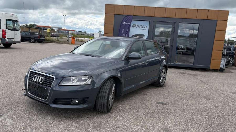Pelēks Audi A3 2009 Marijampole, ar dzinēja tilpumu 1.39 L un nobraukumu 153 tūkst. km par 4600 €, foto 9 vietnē AUTOMOTO.COM.LV