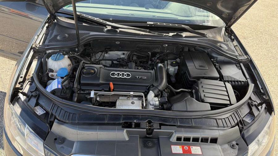 Pelēks Audi A3 2009 Marijampole, ar dzinēja tilpumu 1.39 L un nobraukumu 153 tūkst. km par 4600 €, foto 13 vietnē AUTOMOTO.COM.LV