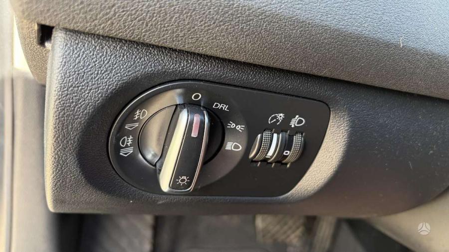 Pelēks Audi A3 2009 Marijampole, ar dzinēja tilpumu 1.39 L un nobraukumu 153 tūkst. km par 4600 €, foto 15 vietnē AUTOMOTO.COM.LV