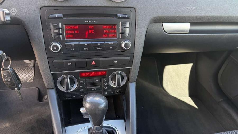 Pelēks Audi A3 2009 Marijampole, ar dzinēja tilpumu 1.39 L un nobraukumu 153 tūkst. km par 4600 €, foto 18 vietnē AUTOMOTO.COM.LV