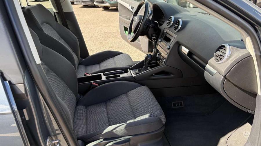 Pelēks Audi A3 2009 Marijampole, ar dzinēja tilpumu 1.39 L un nobraukumu 153 tūkst. km par 4600 €, foto 23 vietnē AUTOMOTO.COM.LV