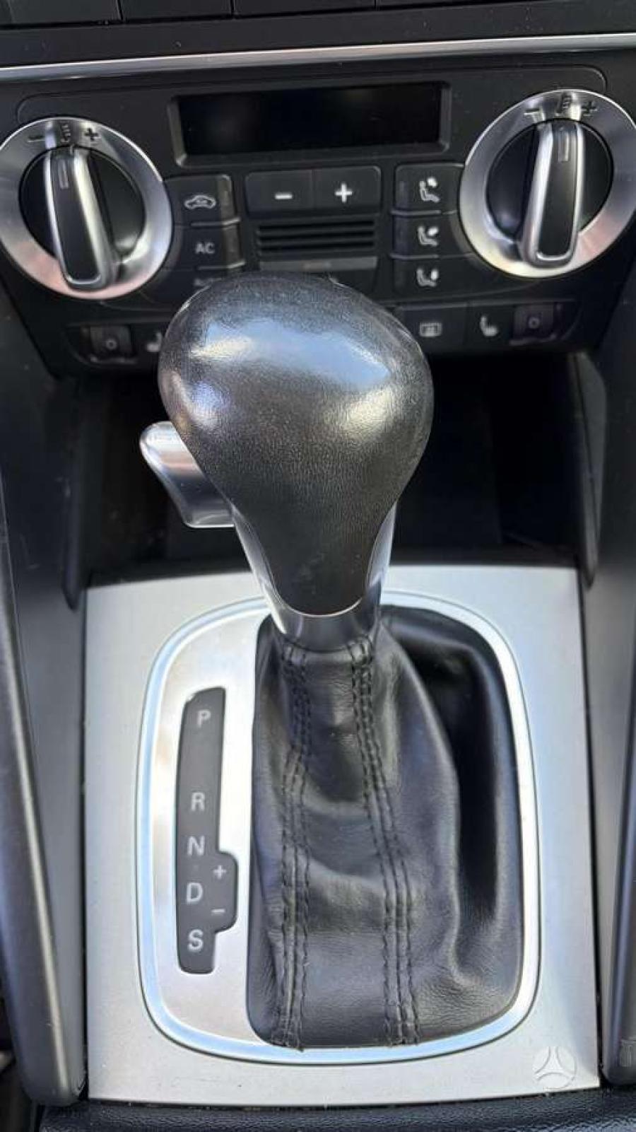 Pelēks Audi A3 2009 Marijampole, ar dzinēja tilpumu 1.39 L un nobraukumu 153 tūkst. km par 4600 €, foto 29 vietnē AUTOMOTO.COM.LV