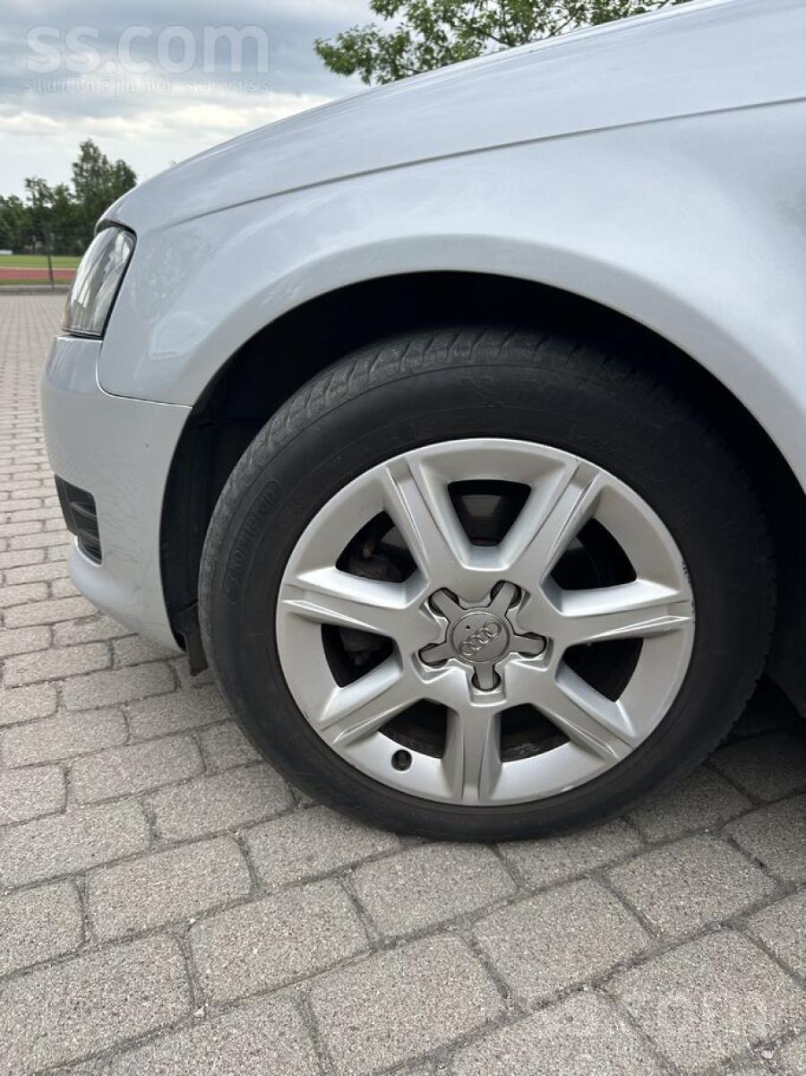 Pelēks Audi A3 2009 Jelgava, ar dzinēja tilpumu 1.90 L un nobraukumu 275 tūkst. km par 4800 €, foto 22 vietnē AUTOMOTO.COM.LV