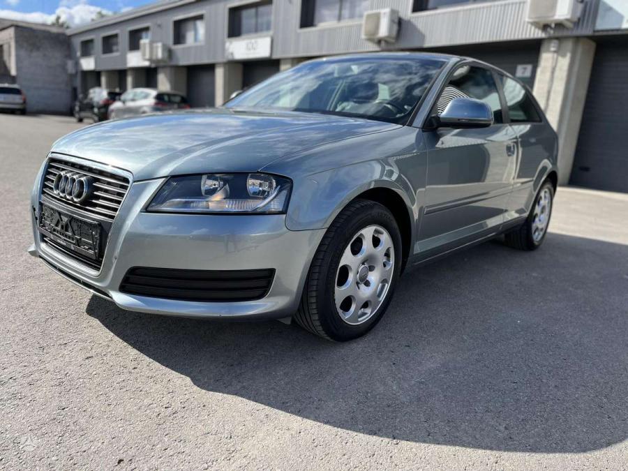 Grey Audi A3 2009 in Siauliai, with an engine capacity of 1.90 L and mileage of 225 thousand km for 3650 €, photo 4 on AUTOMOTO.COM.LV