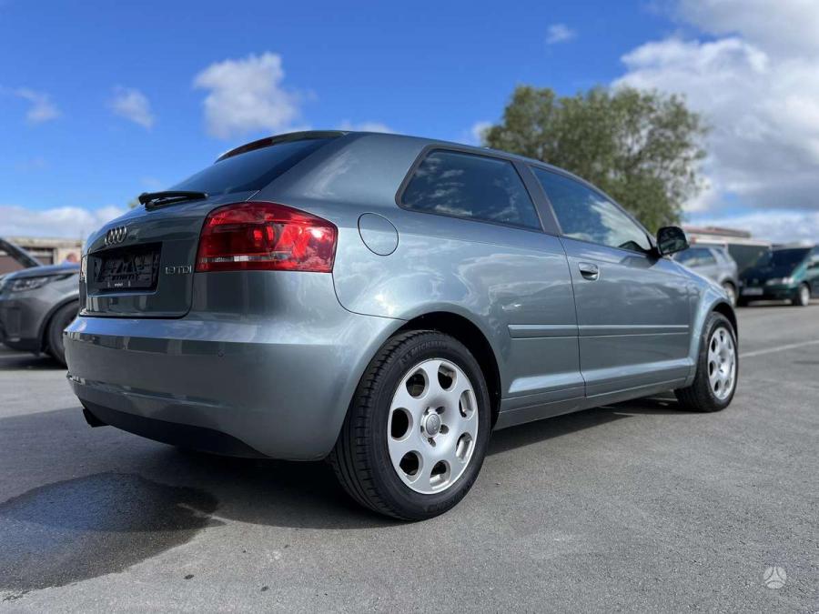 Grey Audi A3 2009 in Siauliai, with an engine capacity of 1.90 L and mileage of 225 thousand km for 3650 €, photo 7 on AUTOMOTO.COM.LV