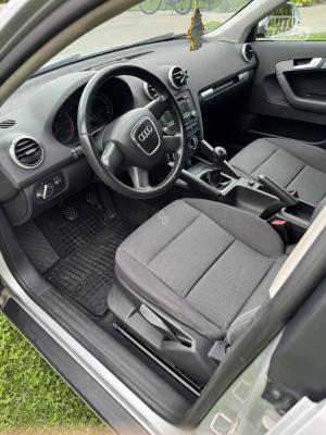 Grey Audi A3 2009 in Kaunas, with an engine capacity of 1.90 L and mileage of 273 thousand km for 3800 €, photo 9 on AUTOMOTO.COM.LV