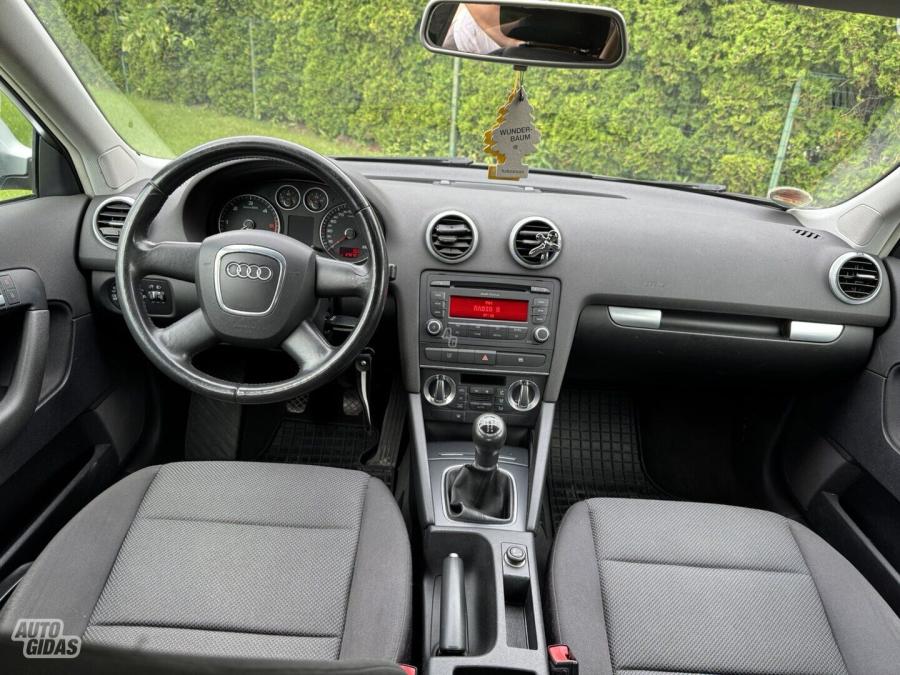 Grey Audi A3 2009 in Kaunas, with an engine capacity of 1.90 L and mileage of 273 thousand km for 3800 €, photo 10 on AUTOMOTO.COM.LV