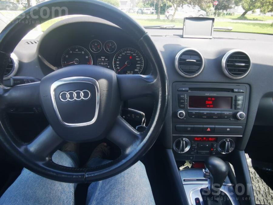 Grey Audi A3 2009 in Riga, with an engine capacity of 1.40 L and mileage of 254 thousand km for 4300 €, photo 7 on AUTOMOTO.COM.LV