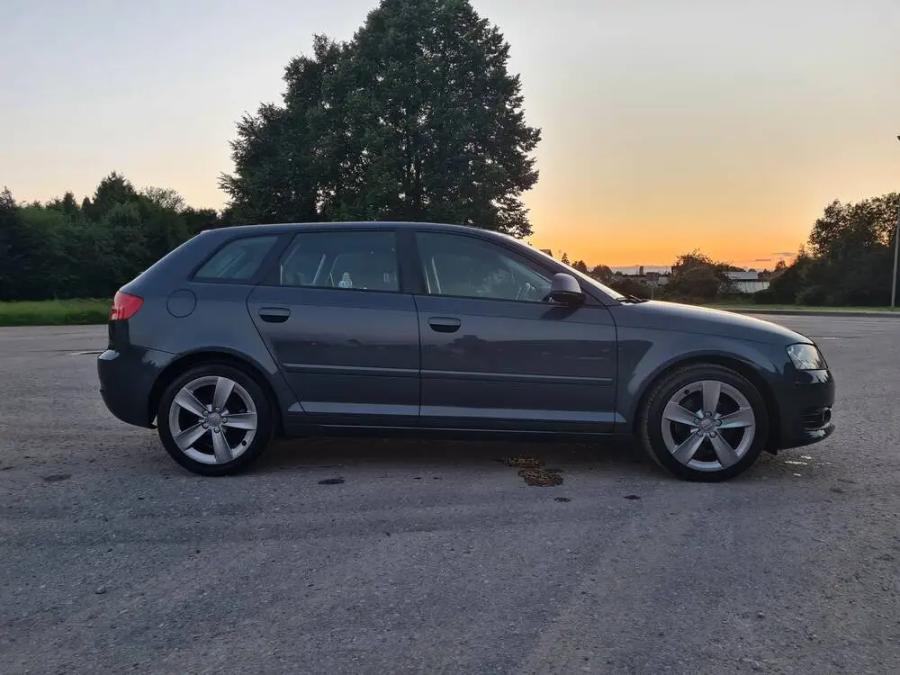 Pelēks Audi A3 2009 Ogre, ar dzinēja tilpumu 1.40 L un nobraukumu 153 tūkst. km par 6570 €, foto 5 vietnē AUTOMOTO.COM.LV