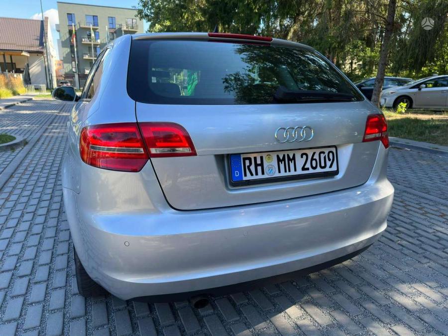 Серый Ауди А3 2009 в Вильнюс, объемом двигателя 1.60 л и пробегом 212 тыс. км за 5900 €, фото 7 на AUTOMOTO.COM.LV