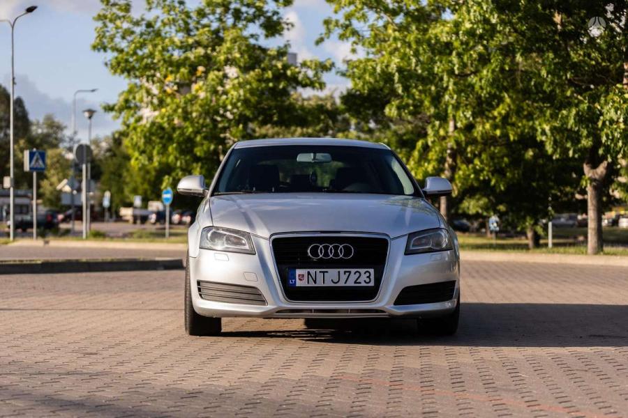 Pelēks Audi A3 2009 Jonava, ar dzinēja tilpumu 1.90 L un nobraukumu 325 tūkst. km par 3950 €, foto 3 vietnē AUTOMOTO.COM.LV