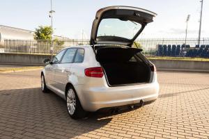 Pelēks Audi A3 2009 Jonava, ar dzinēja tilpumu 1.90 L un nobraukumu 325 tūkst. km par 3950 €, foto 6 vietnē AUTOMOTO.COM.LV