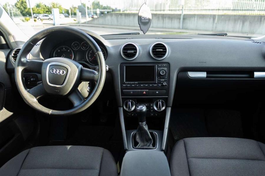 Pelēks Audi A3 2009 Jonava, ar dzinēja tilpumu 1.90 L un nobraukumu 325 tūkst. km par 3950 €, foto 8 vietnē AUTOMOTO.COM.LV