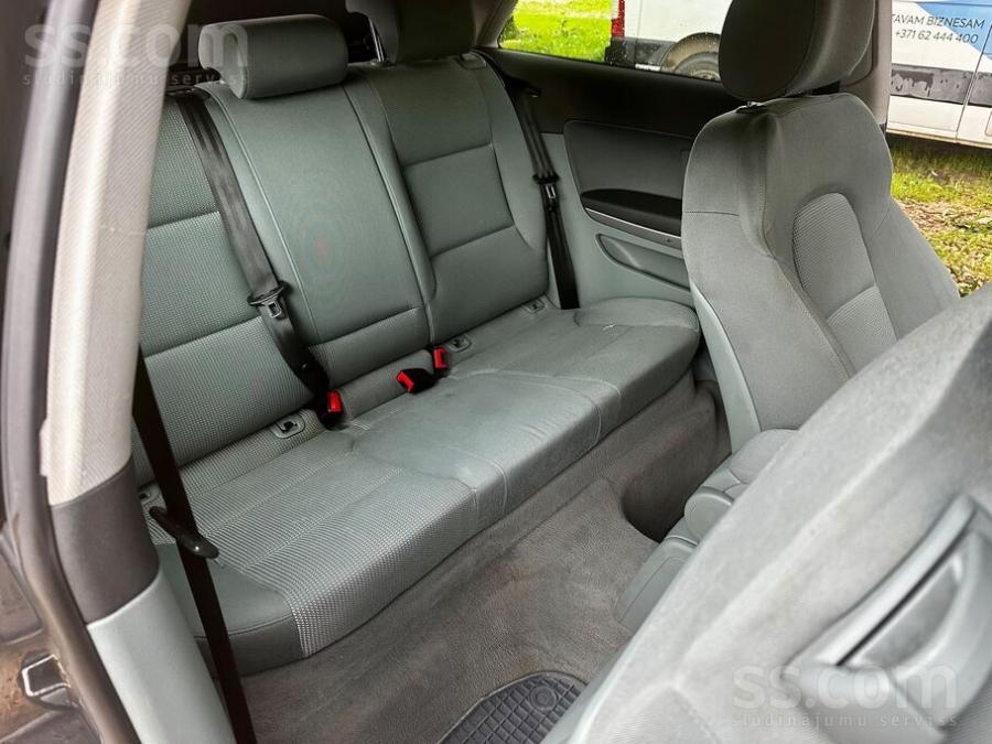 Pelēks Audi A3 2009 Valmiera, ar dzinēja tilpumu 1.90 L un nobraukumu 180 tūkst. km par 3000 €, foto 6 vietnē AUTOMOTO.COM.LV