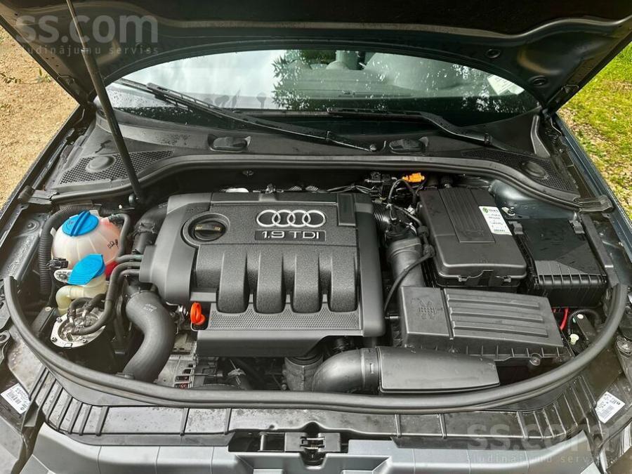 Pelēks Audi A3 2009 Valmiera, ar dzinēja tilpumu 1.90 L un nobraukumu 180 tūkst. km par 3000 €, foto 10 vietnē AUTOMOTO.COM.LV