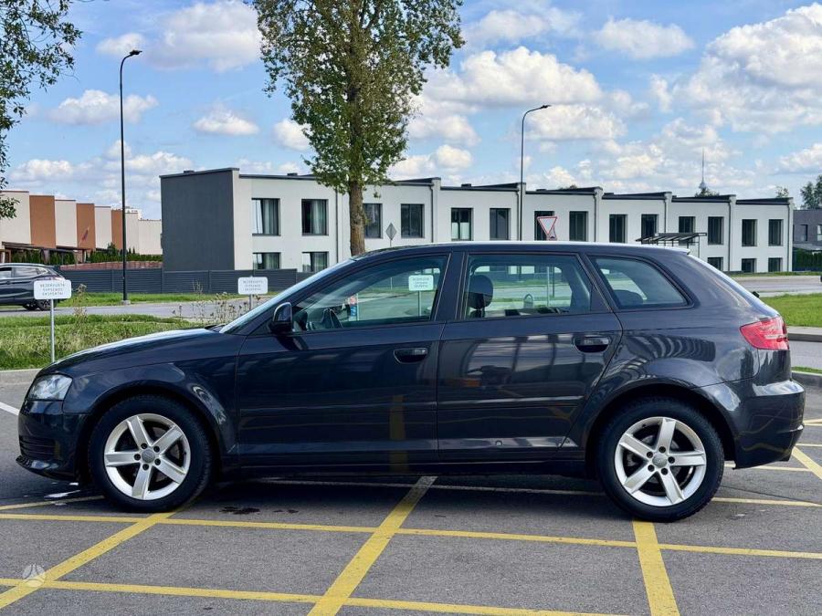 Pelēks Audi A3 2009 Viļņa, ar dzinēja tilpumu 1.97 L un nobraukumu 233 tūkst. km par 4200 €, foto 8 vietnē AUTOMOTO.COM.LV