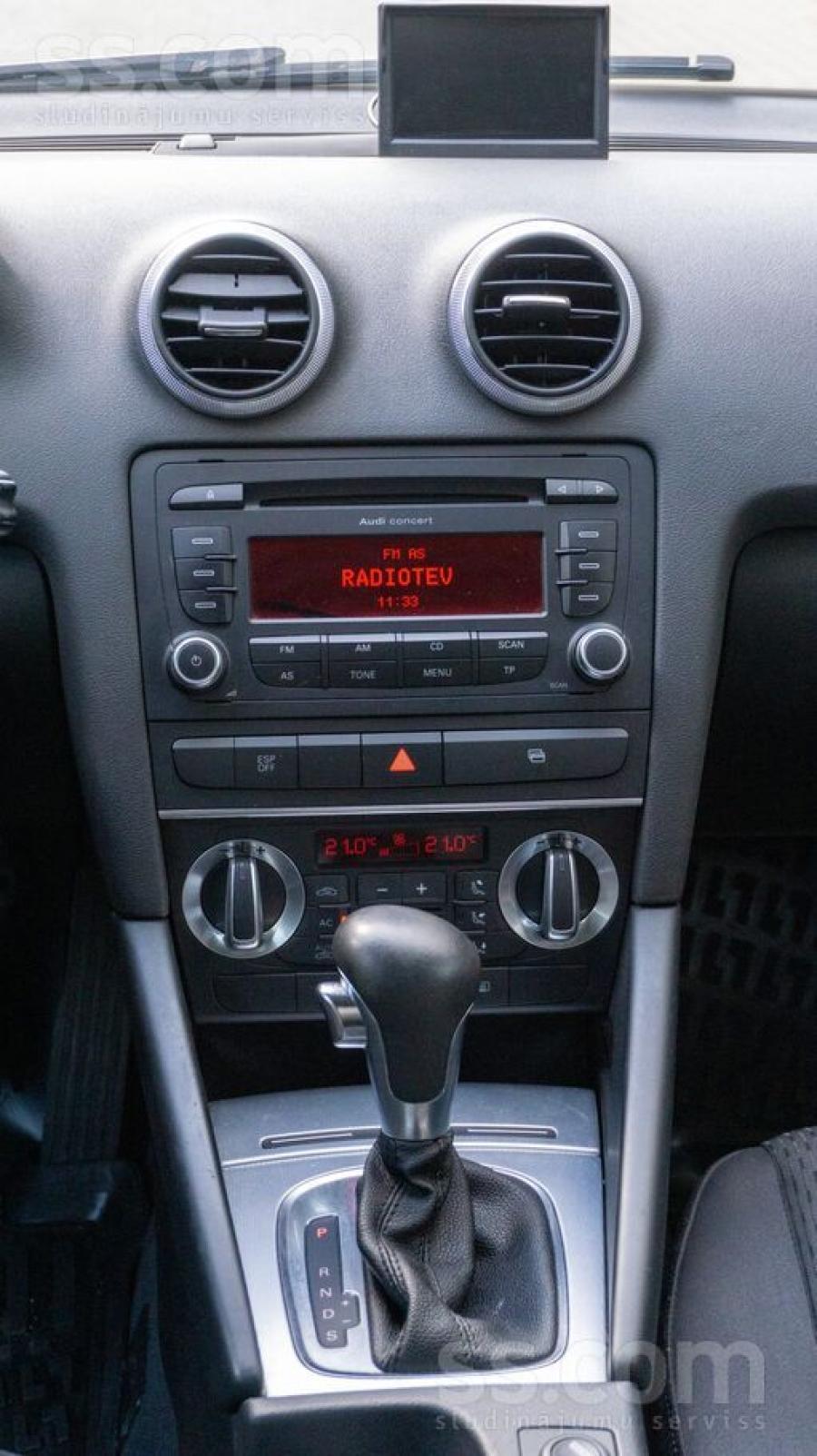 Grey Audi A3 2009 in Riga, with an engine capacity of 1.40 L and mileage of 255 thousand km for 4890 €, photo 16 on AUTOMOTO.COM.LV