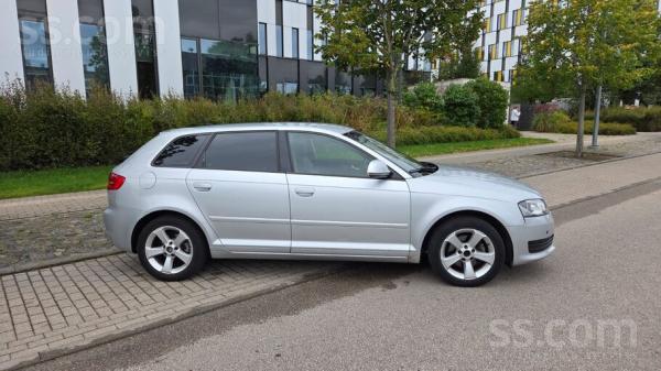 Grey Audi A3 2009 in Riga, with an engine capacity of 2.00 L and mileage of 277 thousand km for 4500 €, photo 3 on AUTOMOTO.COM.LV