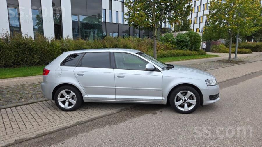 Grey Audi A3 2009 in Riga, with an engine capacity of 2.00 L and mileage of 277 thousand km for 4500 €, photo 3 on AUTOMOTO.COM.LV