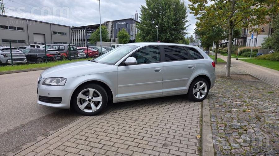 Grey Audi A3 2009 in Riga, with an engine capacity of 2.00 L and mileage of 277 thousand km for 4500 €, photo 10 on AUTOMOTO.COM.LV