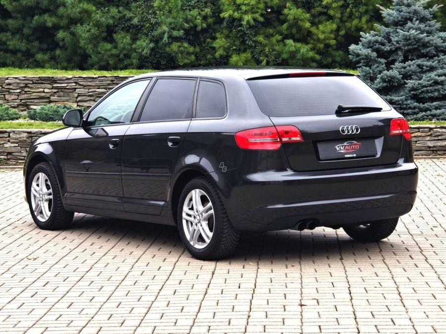 Pelēks Audi A3 2009 Viļņa, ar dzinēja tilpumu 1.40 L un nobraukumu 240 tūkst. km par 4299 €, foto 12 vietnē AUTOMOTO.COM.LV