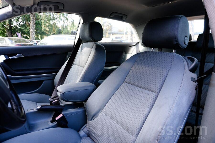 Grey Audi A3 2009 in Riga, with an engine capacity of 2.00 L and mileage of 353 thousand km for 3890 €, photo 7 on AUTOMOTO.COM.LV