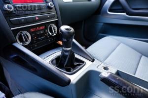 Grey Audi A3 2009 in Riga, with an engine capacity of 2.00 L and mileage of 353 thousand km for 3890 €, photo 8 on AUTOMOTO.COM.LV