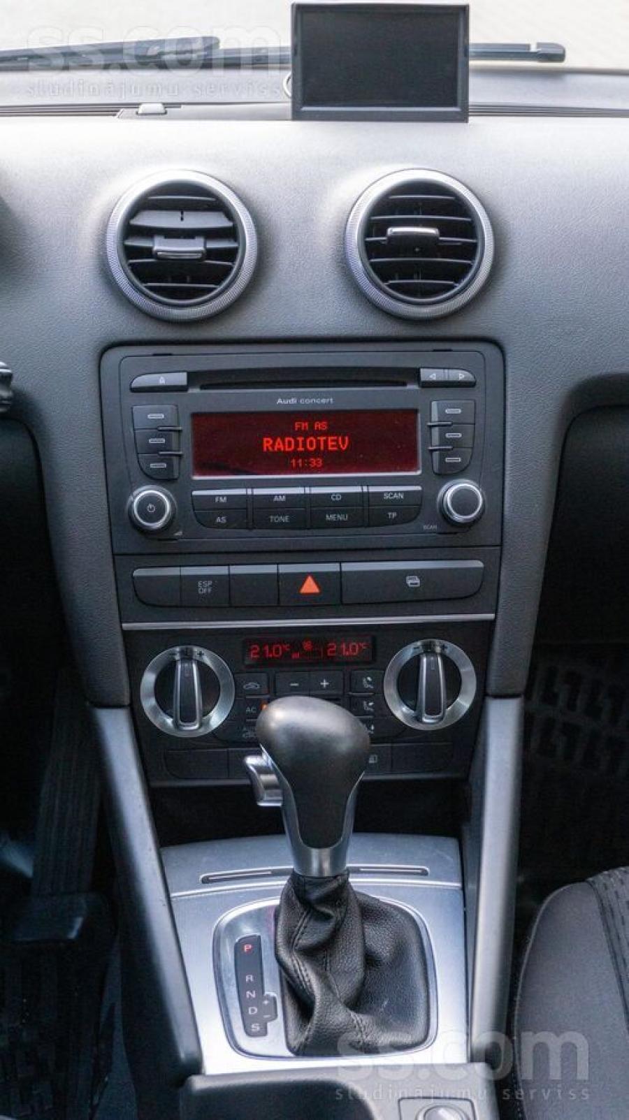 Grey Audi A3 2009 in Riga, with an engine capacity of 1.40 L and mileage of 255 thousand km for 4490 €, photo 13 on AUTOMOTO.COM.LV