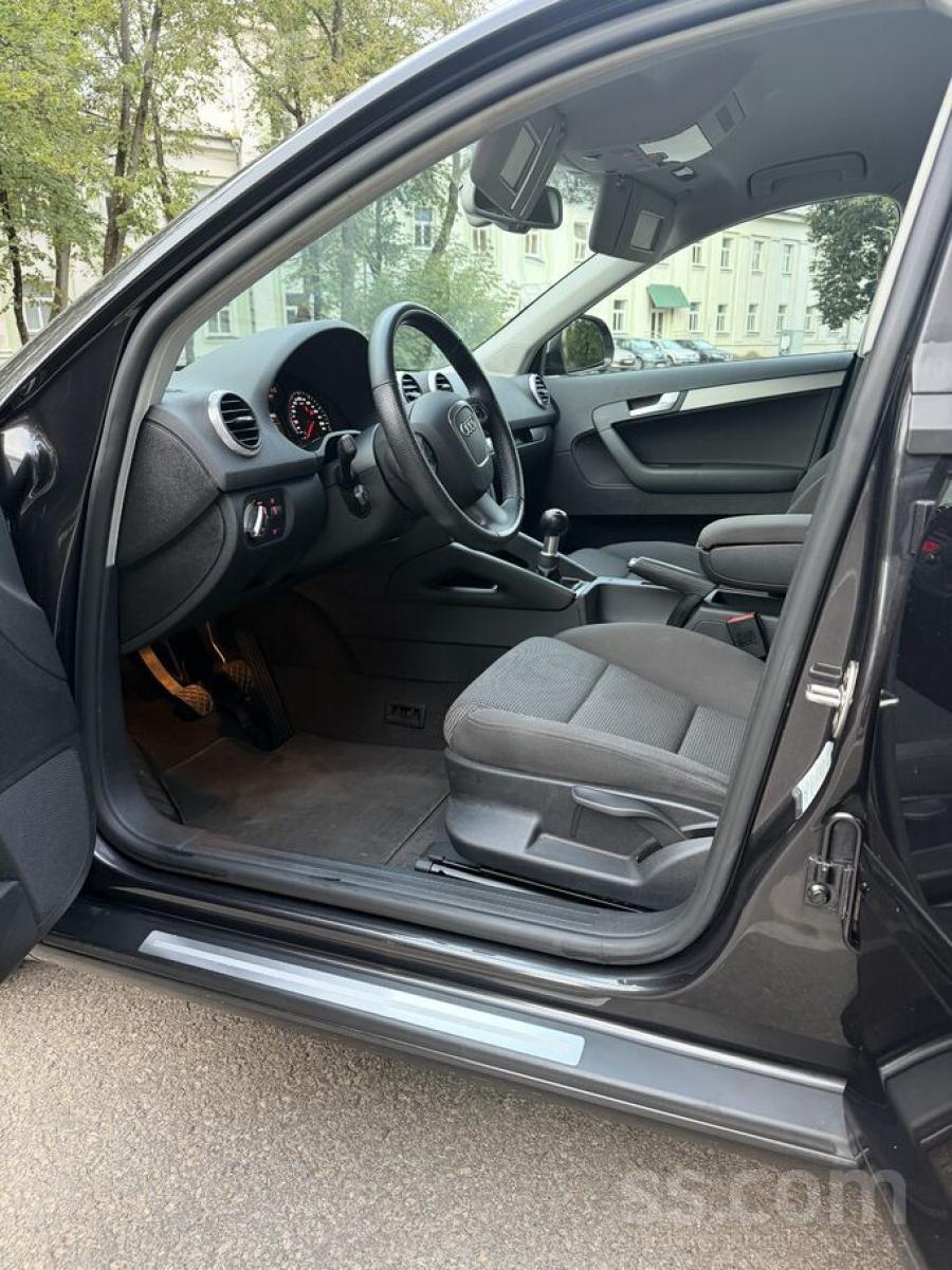 Pelēks Audi A3 2009 Daugavpils, ar dzinēja tilpumu 1.80 L un nobraukumu 240 tūkst. km par 5100 €, foto 14 vietnē AUTOMOTO.COM.LV