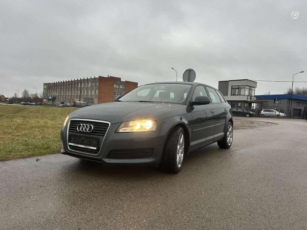 Pelēks Audi A3 2010 Šauļi, ar dzinēja tilpumu 1.60 L un nobraukumu 251 tūkst. km par 3700 €, foto 1 vietnē AUTOMOTO.COM.LV