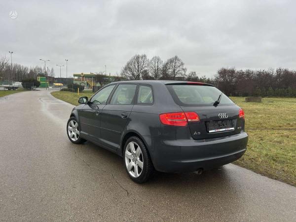 Pelēks Audi A3 2010 Šauļi, ar dzinēja tilpumu 1.60 L un nobraukumu 251 tūkst. km par 3700 €, foto 7 vietnē AUTOMOTO.COM.LV