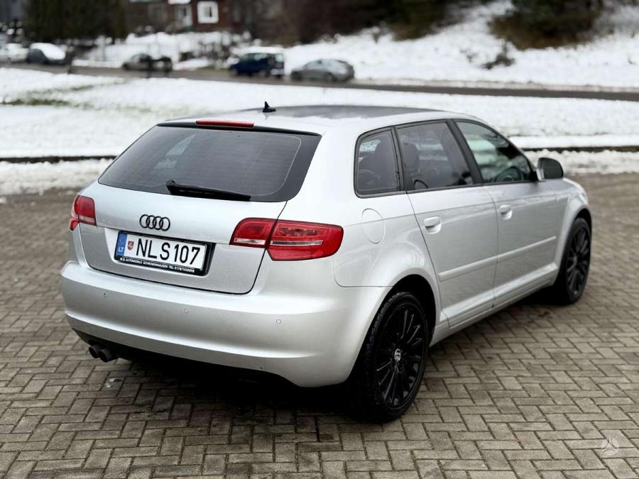 Grey Audi A3 2010 in Vilnius, with an engine capacity of 2.00 L and mileage of 290 thousand km for 4200 €, photo 6 on AUTOMOTO.COM.LV