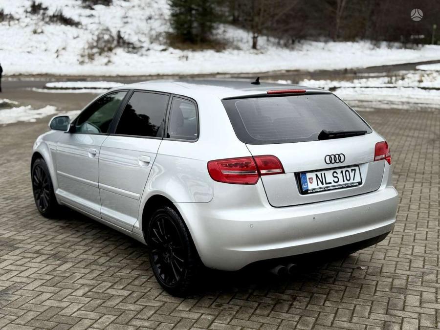 Grey Audi A3 2010 in Vilnius, with an engine capacity of 1.97 L and mileage of 290 thousand km for 4200 €, photo 4 on AUTOMOTO.COM.LV