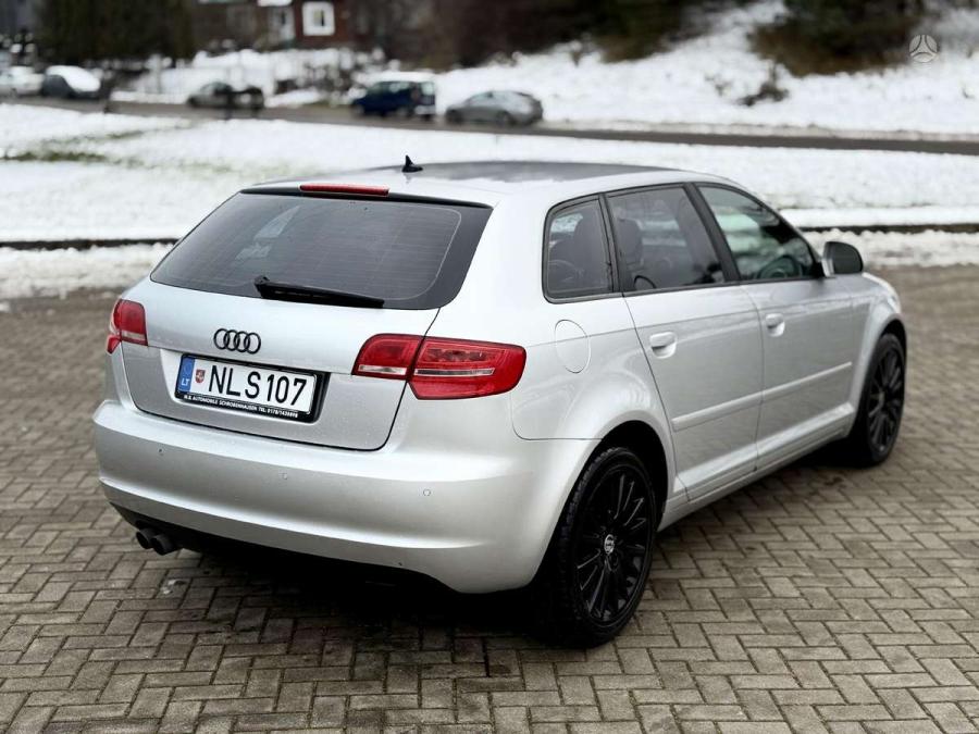 Grey Audi A3 2010 in Vilnius, with an engine capacity of 1.97 L and mileage of 290 thousand km for 4200 €, photo 6 on AUTOMOTO.COM.LV
