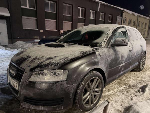 Pelēks Audi A3 2010 Kauņa, ar dzinēja tilpumu 1.90 L un nobraukumu 307 tūkst. km par 4450 €, foto 1 vietnē AUTOMOTO.COM.LV