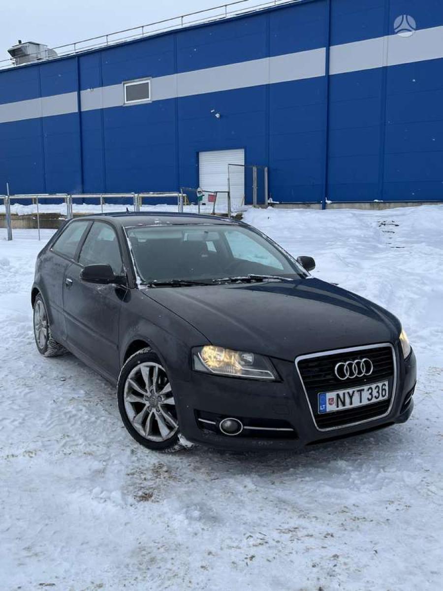 Grey Audi A3 2010 in Vilnius, with an engine capacity of 1.60 L and mileage of 360 thousand km for 3400 €, photo 3 on AUTOMOTO.COM.LV