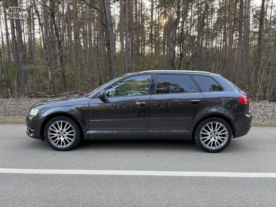 Pelēks Audi A3 2010 Varėna, ar dzinēja tilpumu 1.60 L un nobraukumu 232 tūkst. km par 4999 €, foto 3 vietnē AUTOMOTO.COM.LV