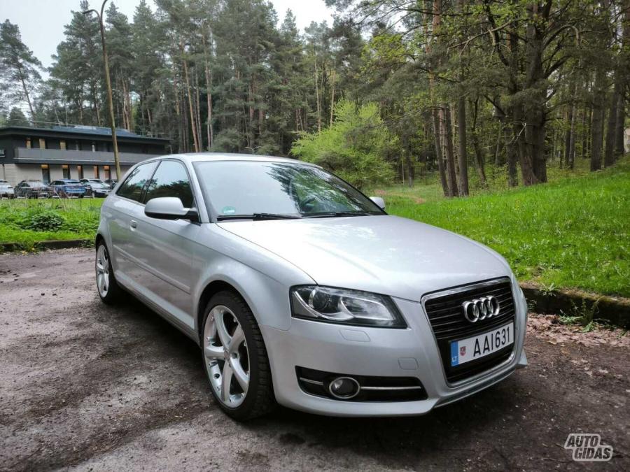 Grey Audi A3 2010 in Vilnius, with an engine capacity of 1.60 L and mileage of 338 thousand km for 4300 €, photo 4 on AUTOMOTO.COM.LV