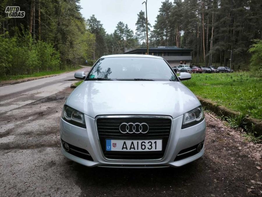 Grey Audi A3 2010 in Vilnius, with an engine capacity of 1.60 L and mileage of 338 thousand km for 4300 €, photo 5 on AUTOMOTO.COM.LV